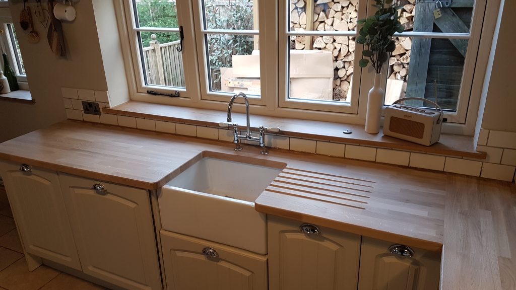 Worktop Fitter – Kitchen Worktop Fitter, Installing Worktops in the ...